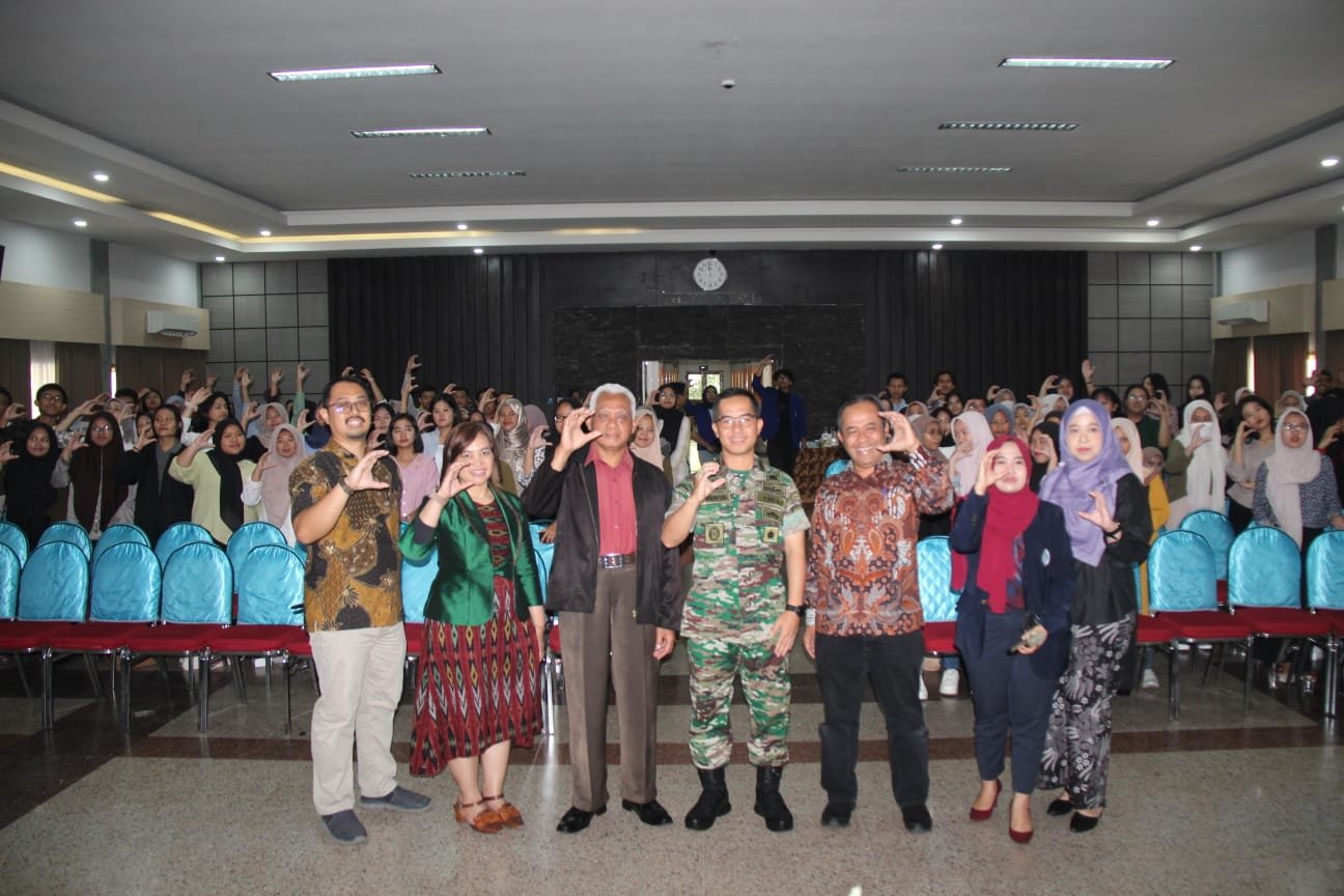malang-post.com - Dandim 0833 Beri Pembekalan Wasbang Kepada Mahasiswa UM