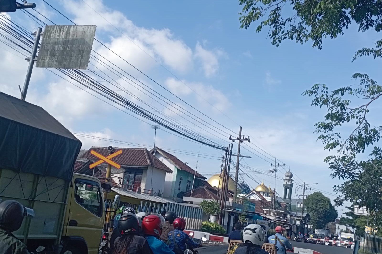 malang-post.com - Rambu Jalan di Kabupaten Malang Banyak Rusak, Dishub ...