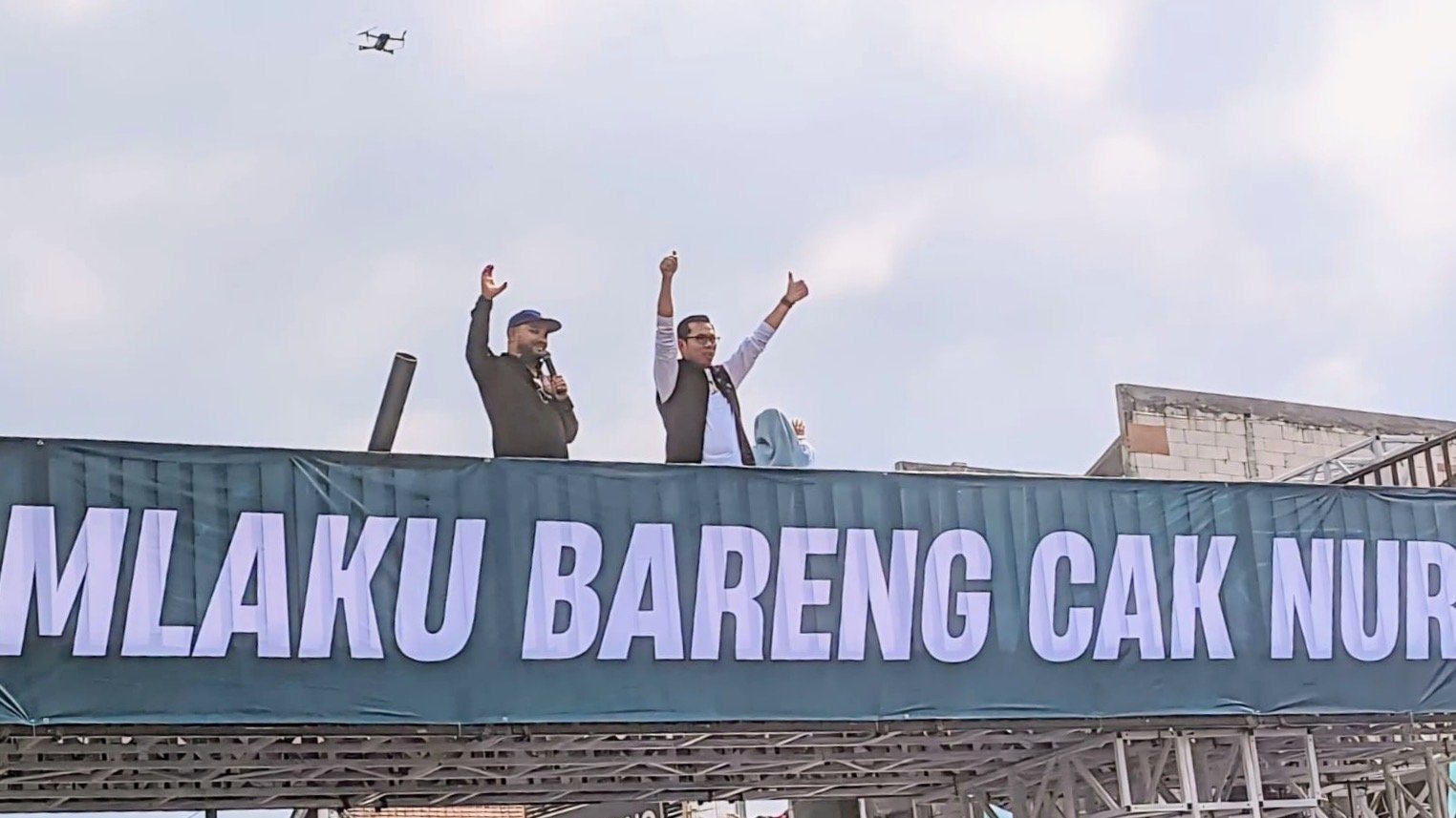 malang-post.com - Mlaku Bareng Cak Nur Diikuti Lautan Manusia. Di Atas ...