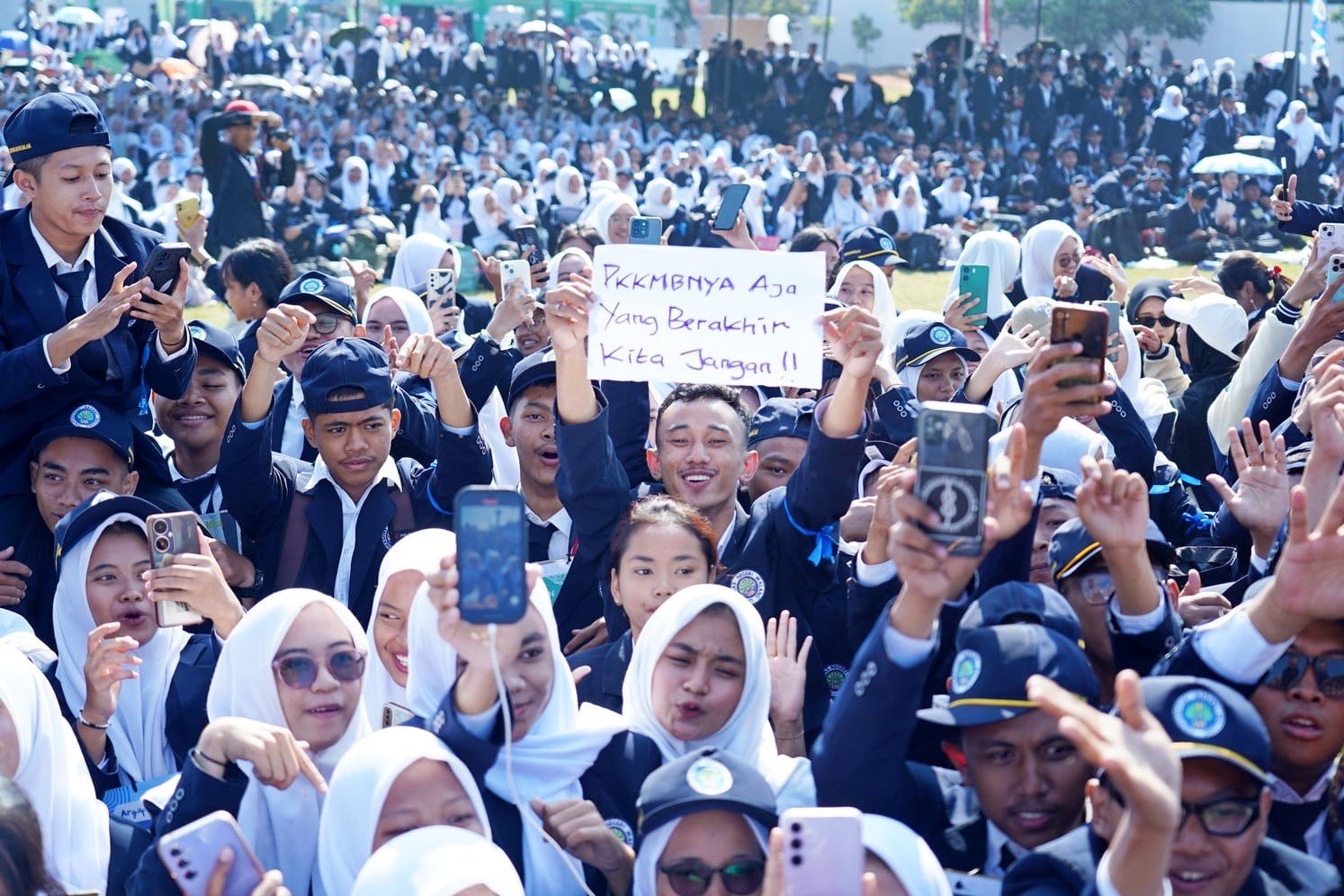 malang-post.com - Rektor Sampaikan Pesan Ini ke Maba Saat Penutupan ...