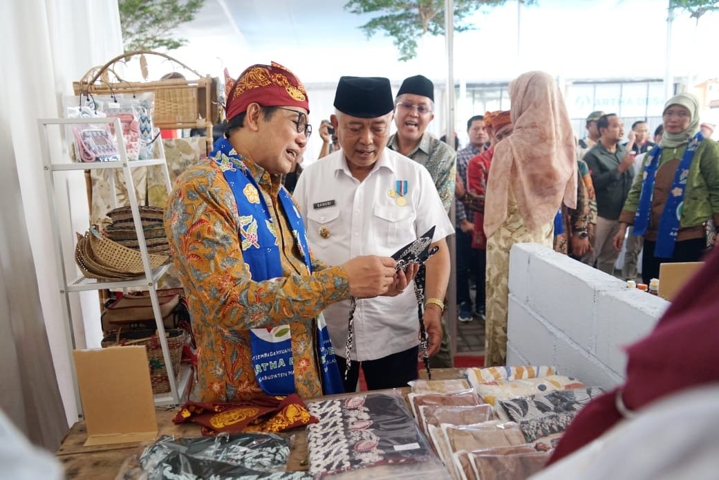 malang-post.com - Mendes PDTT Resmikan PT LKM Artha Desa Kabupaten ...