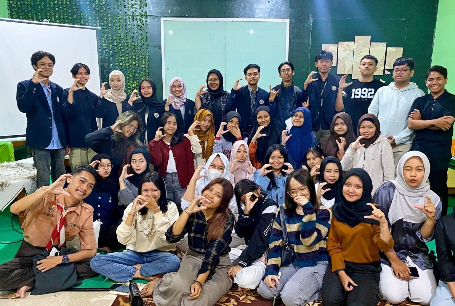 malang-post.com - Taklukkan Literasi Sukses UTBK: Kerja Bareng ...
