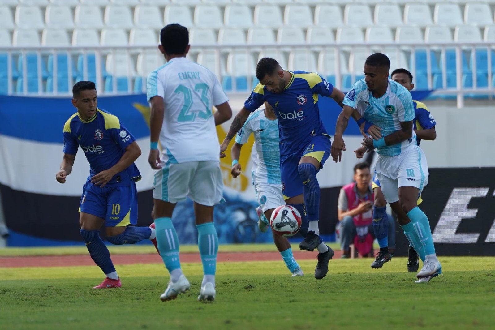 malang-post.com - Berjuang Keras di HUT Arema karena Support Aremania